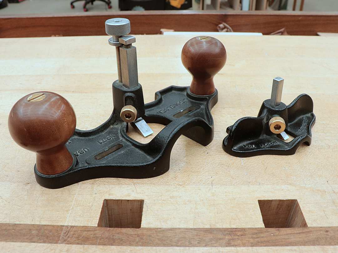 Hex Socket Router Plane Screws (Pair): Lie Nielsen Version | RobCosman.com